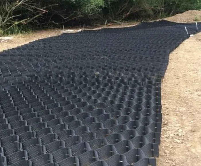 Vehicular access using Geotrack with CORE Geocell | Images