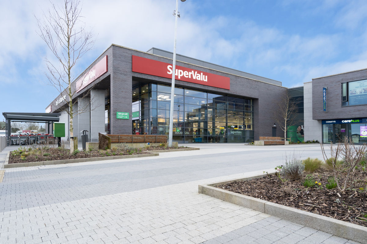 Images for Modern paving transforms community-based retail hub (SuperValu)