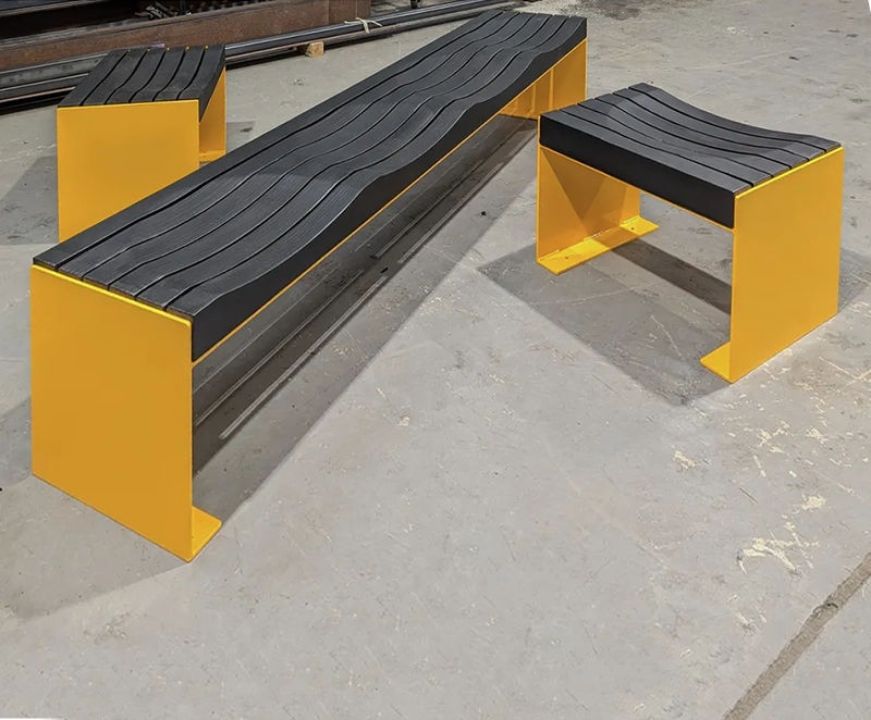 Type 9 heavy-duty hardwood bench | Images