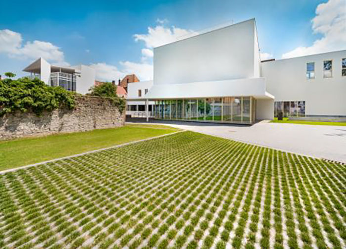 Images for Hydro Lineo and XL concrete pavers for grassed areas