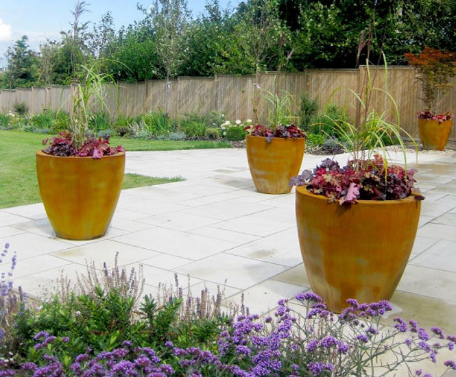 Premium Egg Cup fibreglass planter | Taylor Made Planters