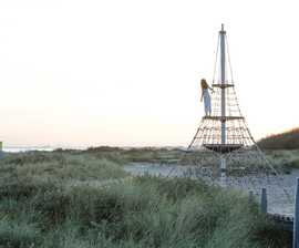 DINO XXL Rope Net Pyramid - climbing playground equipment | Huck Play ...