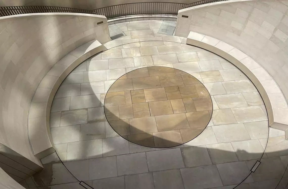 Images for Subterranean, contemporary water features - One Thames City