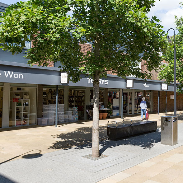 Images for Castle heavy-duty mild steel recessed tree grille