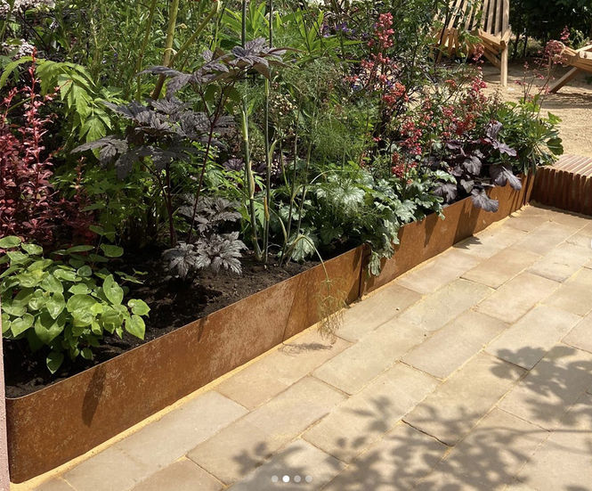 Corten landscape edging for BBC Gardeners World gold winner | EverEdge