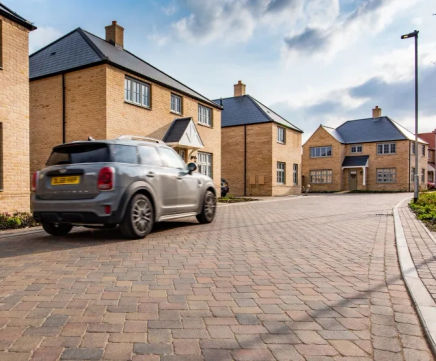 Woburn Rumbled block paving | Holcim