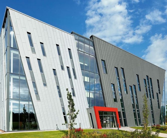 Zinc cladding facade systems from RHEINZINK | RHEINZINK