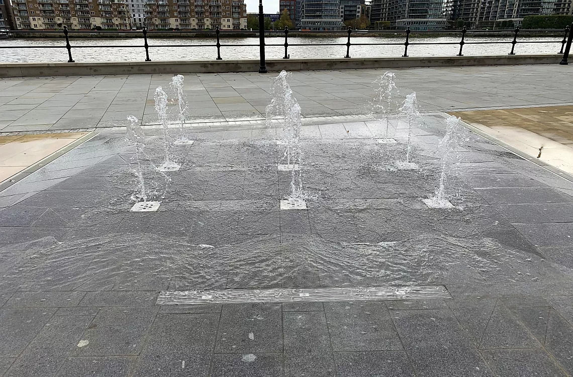 Images for 9-jet plaza water feature for urban environment - Fulham