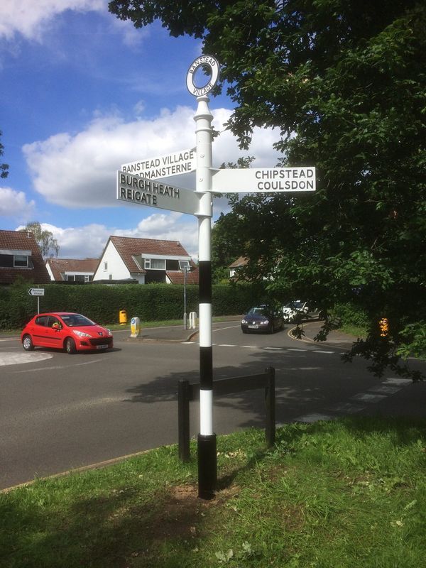 Fingerpost signs for roads and highways | Images