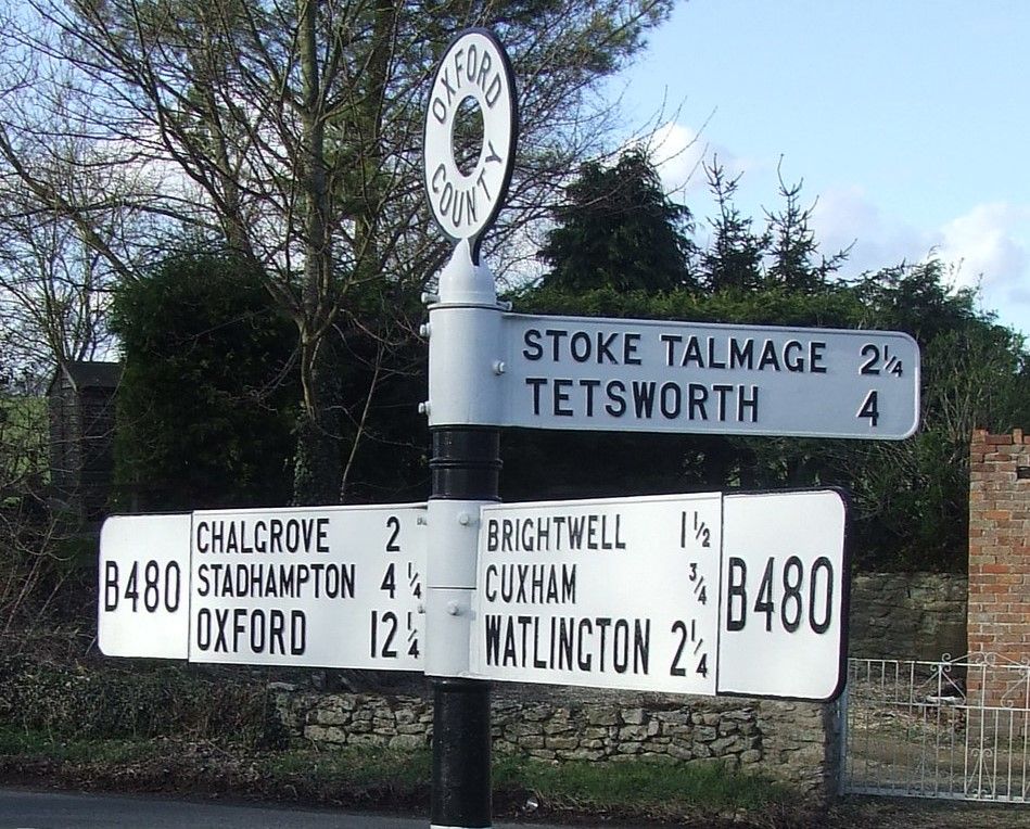 Fingerpost signs for roads and highways | Images