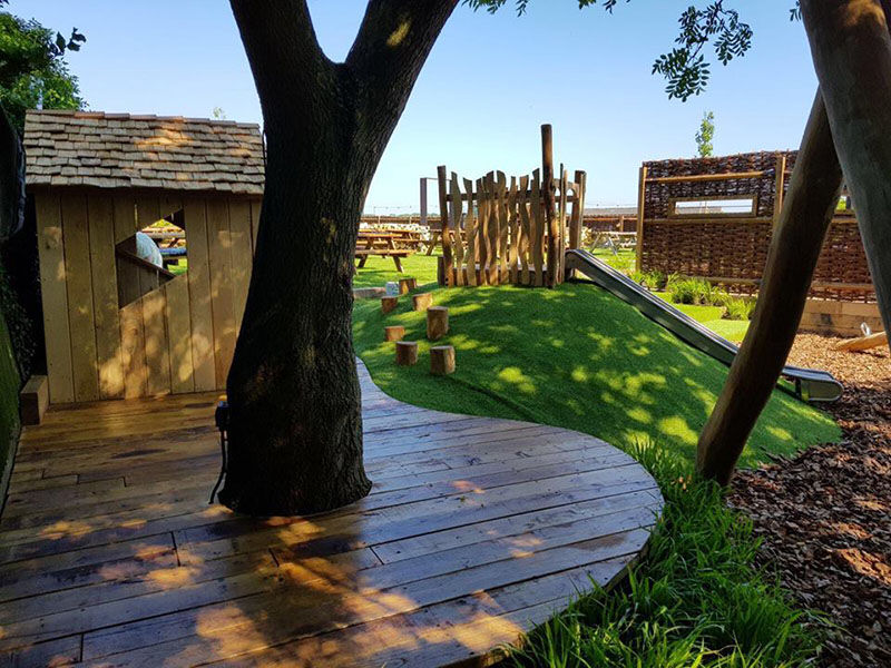 Images for Natural play space in a restricted space for pub garden