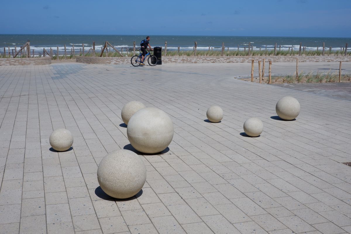 Bollard Round - concrete sphere bollard | Images