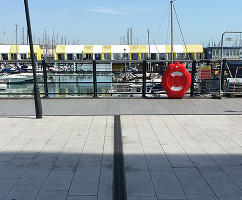 ACO HexDrain® Pro drainage channel | Images