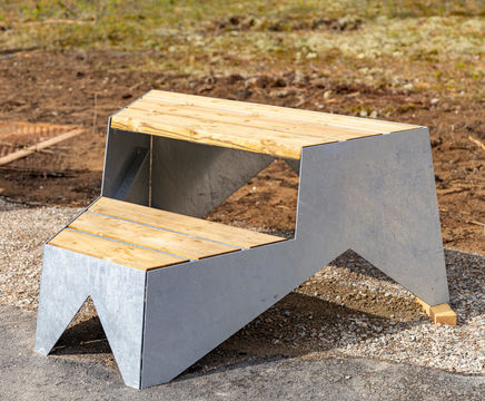 STOOP MINI bench | Vestre Ltd