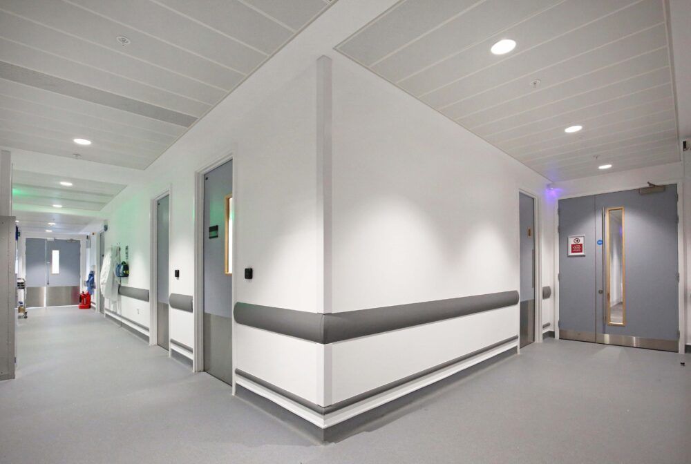 Wall protection for new building - University of Oxford | Images