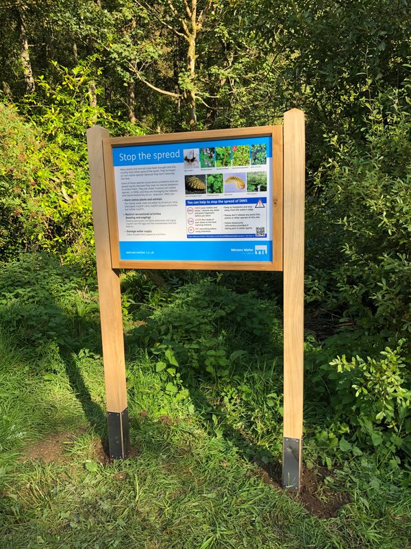 Images for Aberdeen 71001B/C post-mounted oak information sign