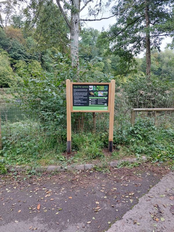 Images for Aberdeen 71001B/C post-mounted oak information sign