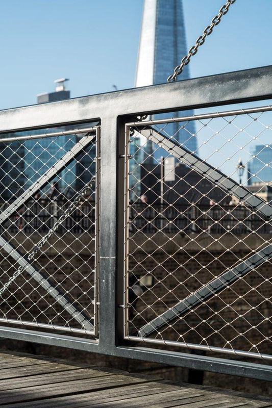 Wire mesh raven enclosure and balustrade infill - Tower of London | Images