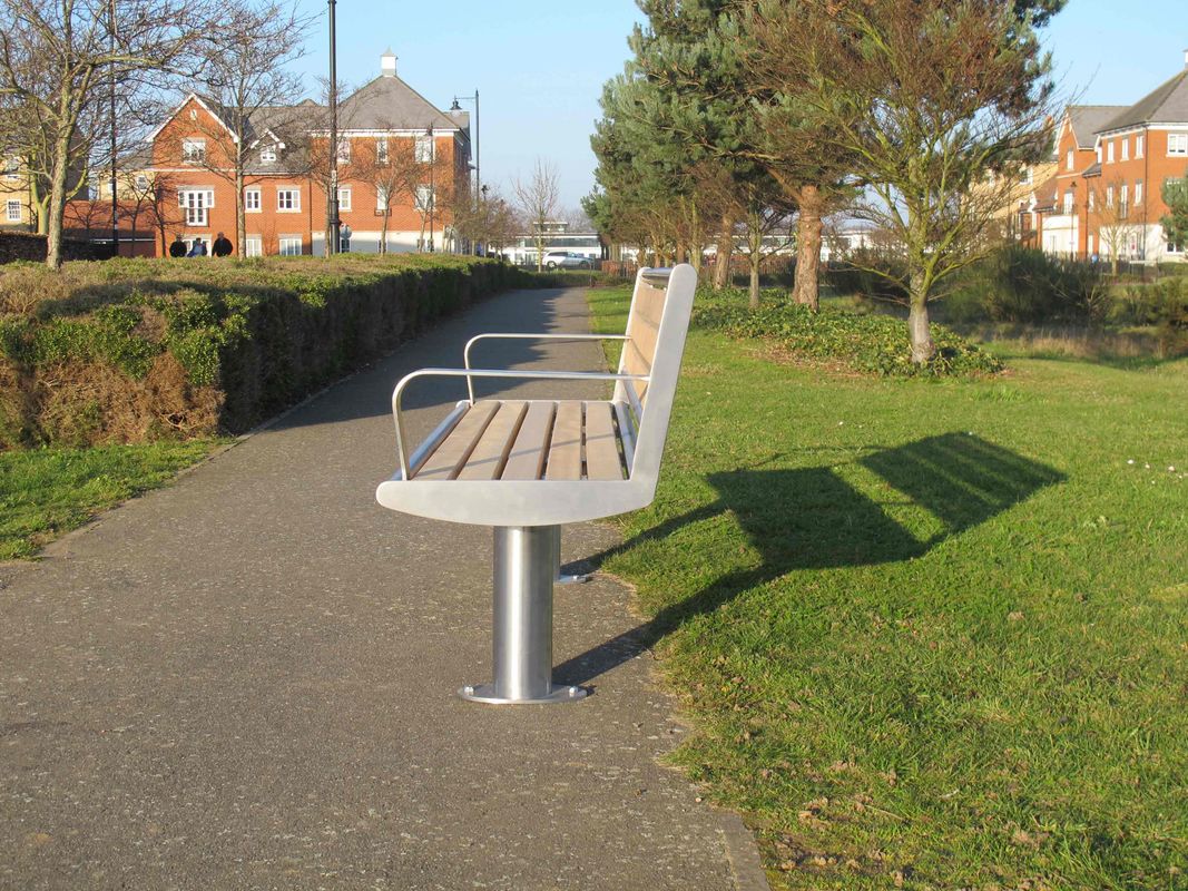 Horizon external bench | Images