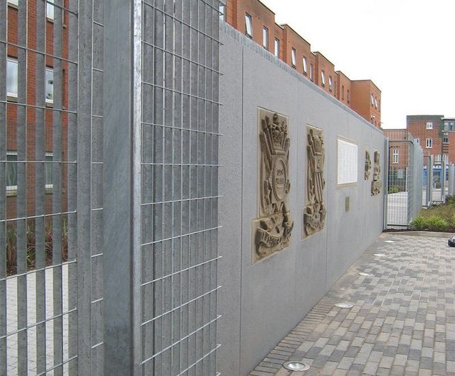 Bespoke fencing at Manchester Metropolitan University | Lang+Fulton