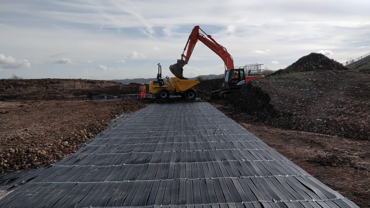 ParaLink® - uniaxial Geogrid | Images