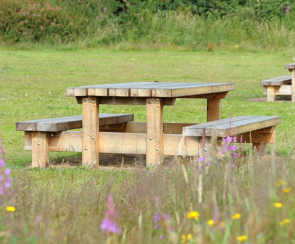 Land Picnic Bench - solid timber table and bench | Images