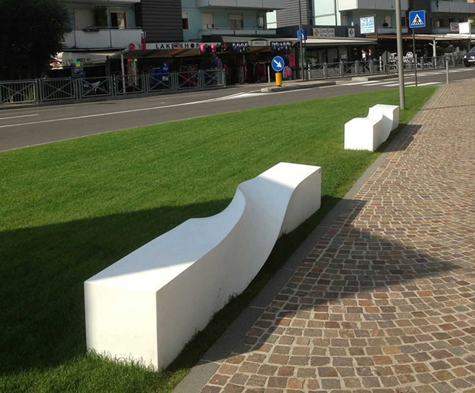 S Bench by LAB23 | Images