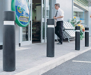Reflective bollards | EXTERNAL WORKS