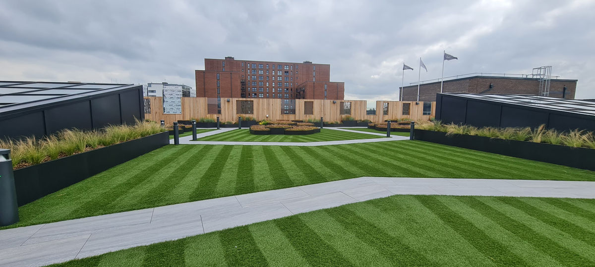 Rooftop terrace transformation, Drapers Yard Leeds | Images