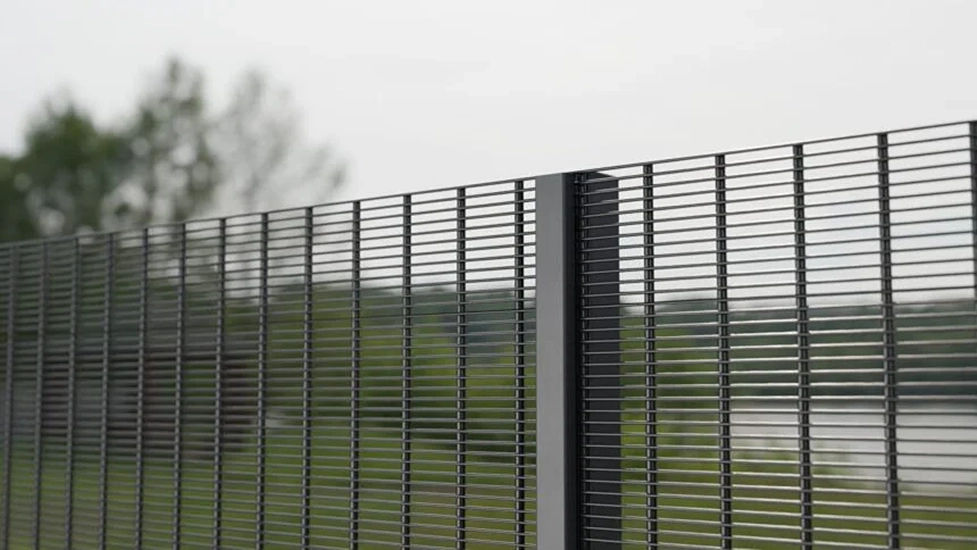 FenceSafe Securus S2 - temporary security fencing, LPS B3 | Images