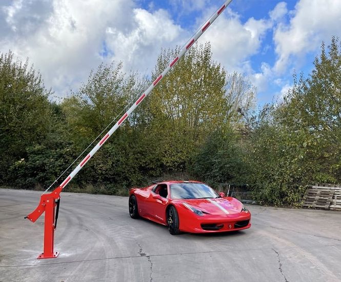 RiseMaster - manual lift rising arm barrier | CLD Physical Security Systems