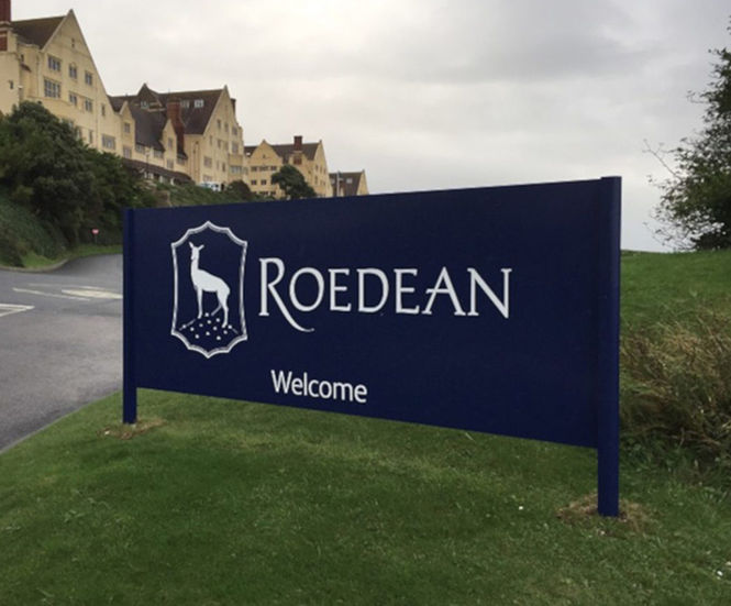 Flush Panel™ modular outdoor post and sign system | Signscape and Signconex