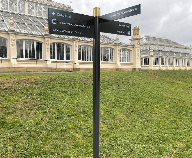 Waypoint adjustable aluminium fingerpost system | Signscape and Signconex