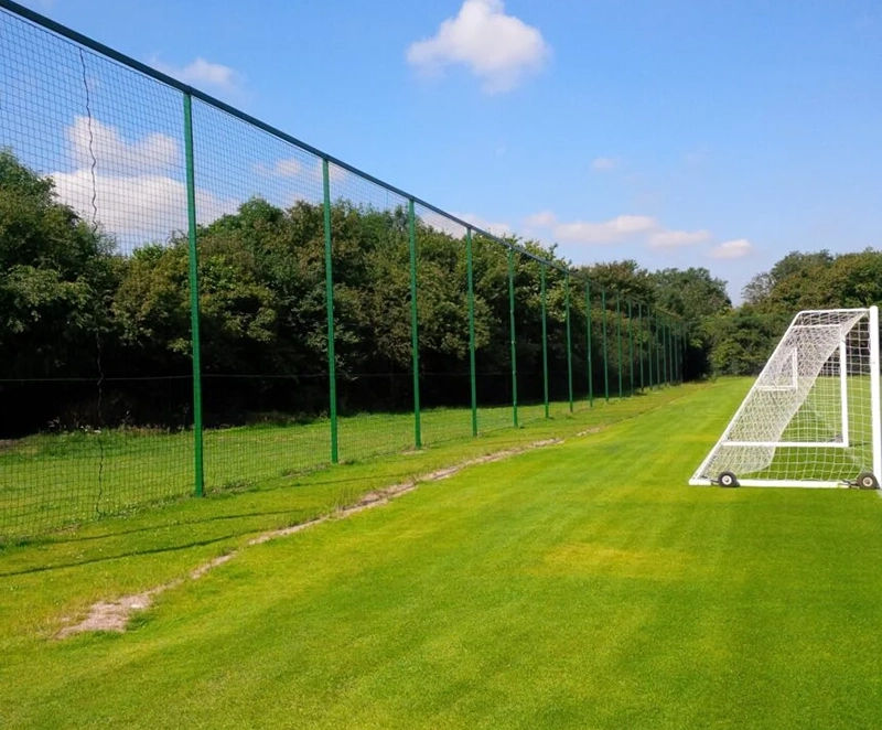 Ballstop Netting™ - polypropylene mesh | Images