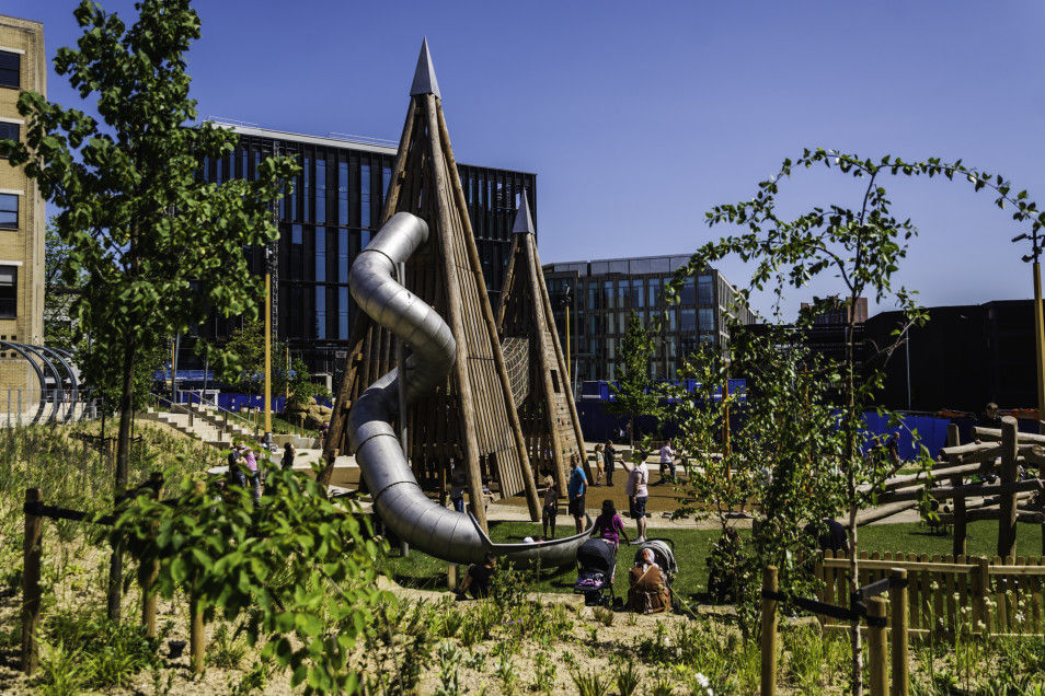 Play towers, sand and water play for city centre park - Sheffield | Images