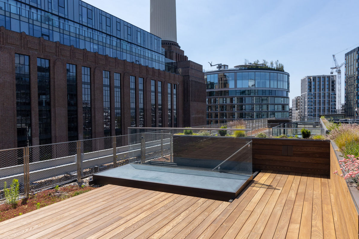 Grad hidden fix decking system | Images