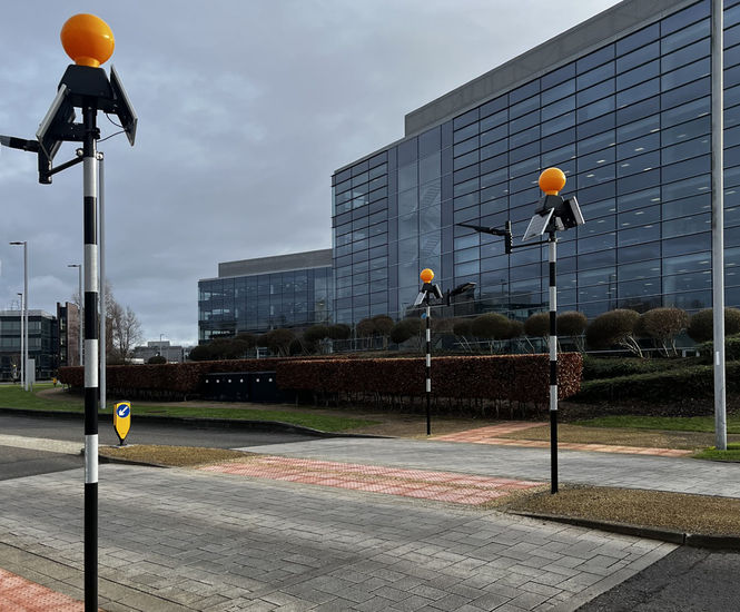 Solar-powered Belisha beacon - 100,000 hours | Street Furnishings