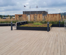 Farrino® porcelain decking, Class A fire-rated | Raaft®