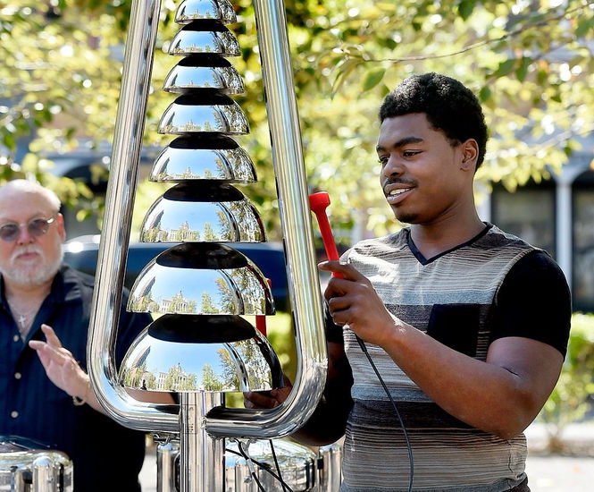 Bell Lyre - Outdoor Percussion Instrument | Percussion Play