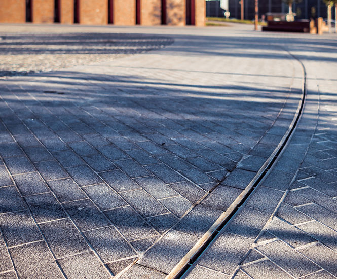 SLOTTED channel drainage - landscape and public realm projects | Hauraton