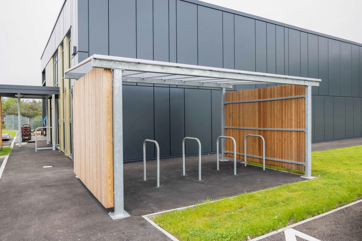 Malford MCS211 - timber-clad semi-enclosed cycle shelter | Images