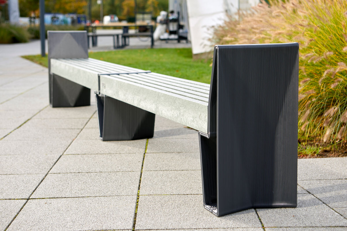 Prisma - recycled plastic bench with 3D printed legs | Images