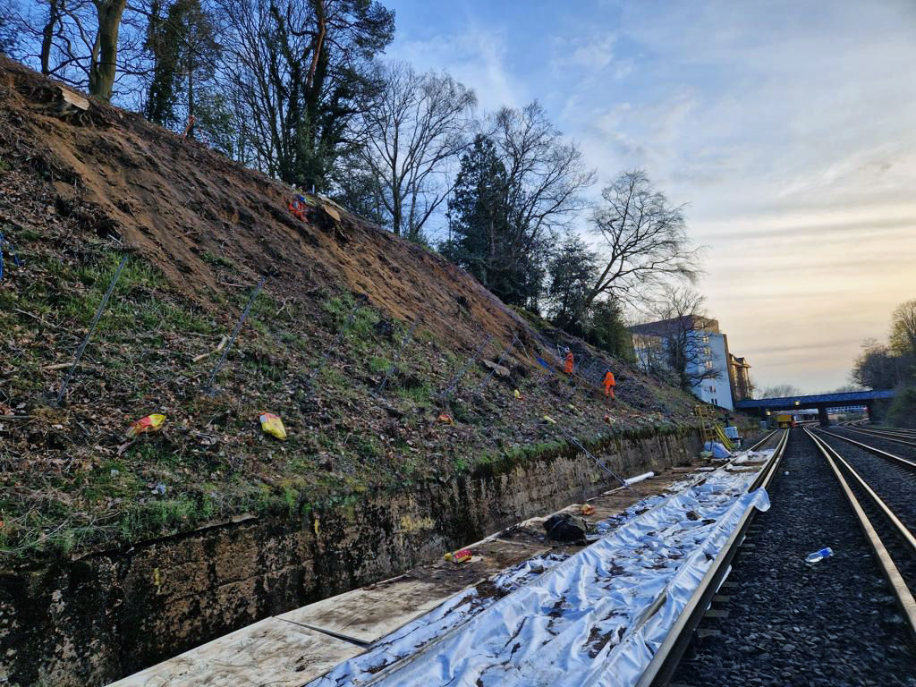 Erosion control solution for railway embankment - Farnborough | Images