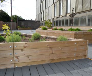 Landscape Timber Planter Patterns How To Make A Rolling Planter Box