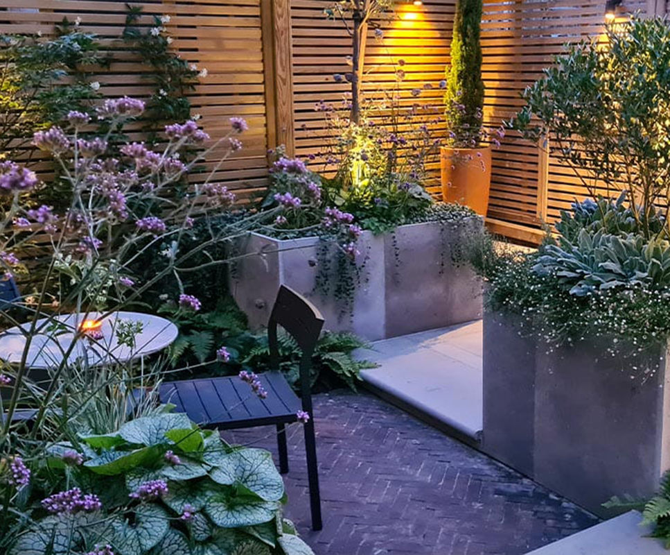 Images for Venetian timber fencing panels