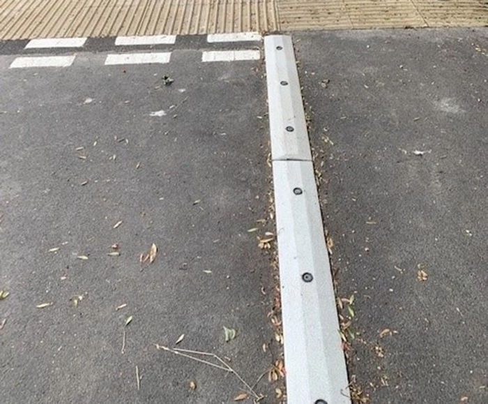 Raised Line Delineator | Images