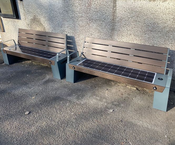 Classic Solar Smart Bench | The Solar Range