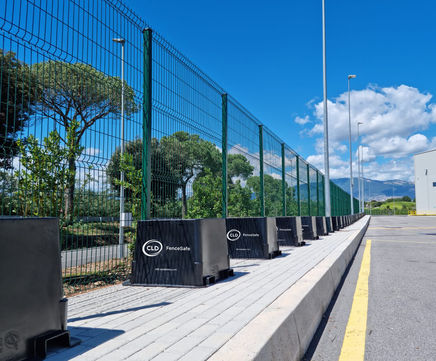 Heras HSG 151 Steadfast Strut temporary fencing system | Heras Mobile ...