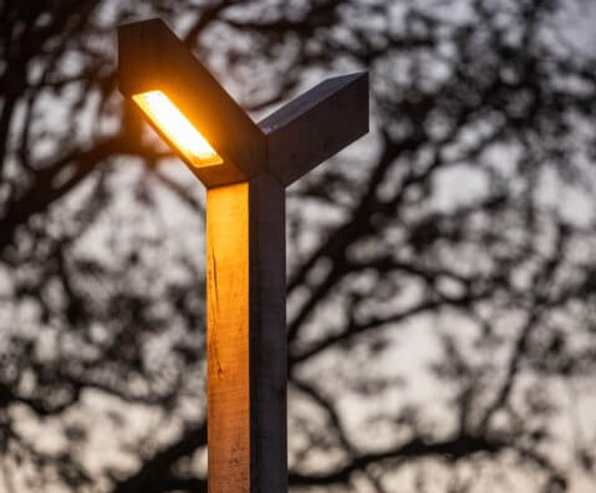 Stelle timber lamp post (93008) | Landmark