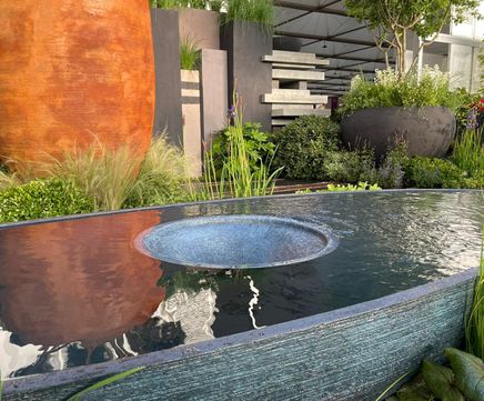 Sawn boulder bubbling water feature | Derbyshire Specialist Aggregates